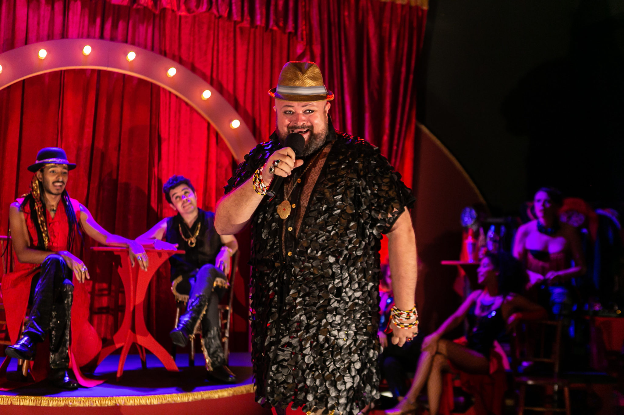 CABARÉ DA MULHER BRABA – Cia RÚSTICA