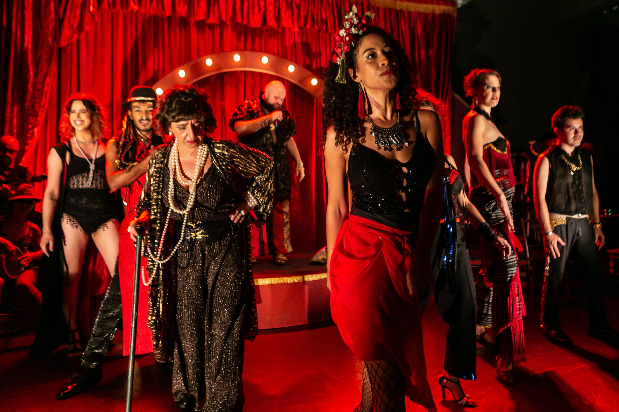 CABARÉ DA MULHER BRABA – Cia RÚSTICA